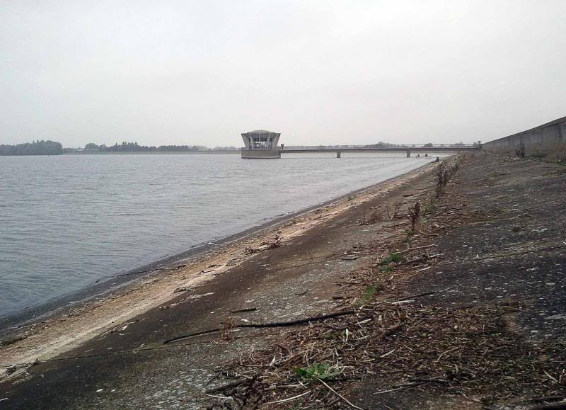 Fishing ban at Grafham dam continues despite clubs’ efforts to find ...