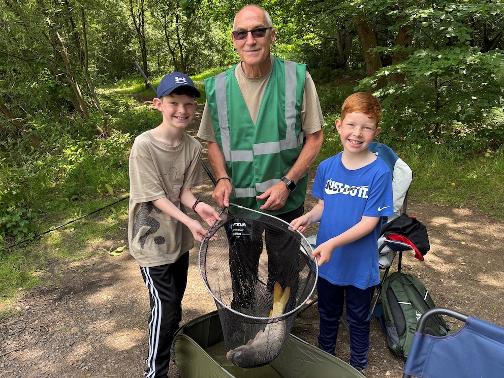 BLOG: Learning how to fish at Farnham Angling beginner fishing session ...